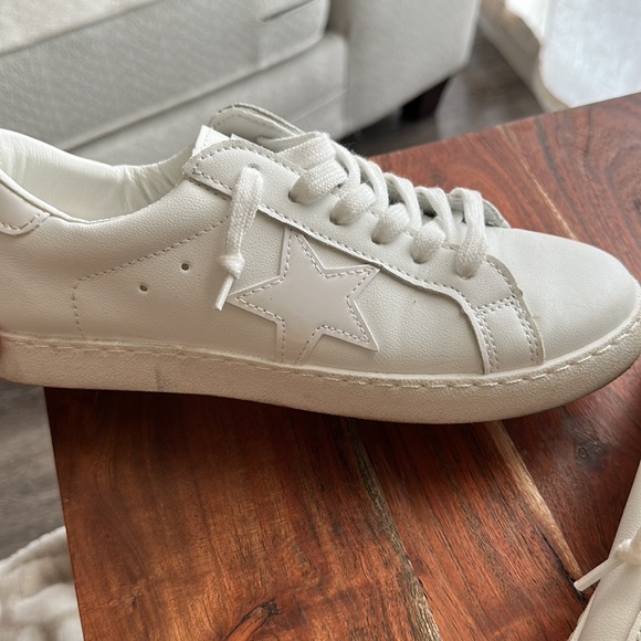 Vintage Havana | Shoes | Vintage Havana All White Sneakers | Poshmark